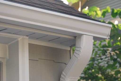 White Seamless Gutters - Tampa, FL - National Gutter Pros Tampa
